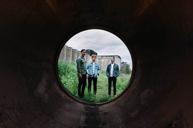 Metz Shares “Drained Lake”, Latest Track from Their New Album “Strange ...