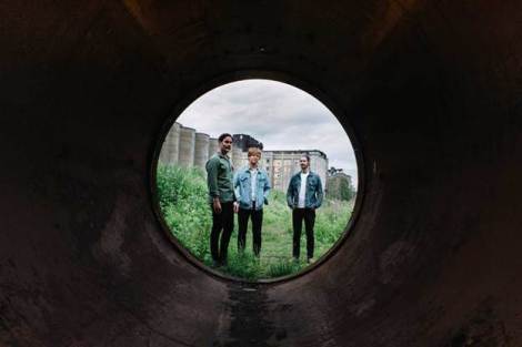 Metz Shares “Drained Lake”, Latest Track from Their New Album “Strange ...