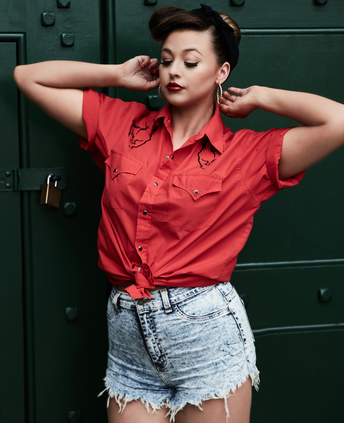 Retro Soul Singer/Songwriter Ashleigh Watson Releases ‘Little Love ...